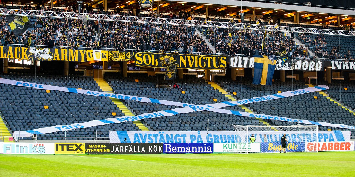 AIK-supportrarnas protest: Polistejp på Norra stå