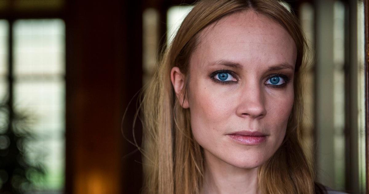 Moa Gammel Förnedrande Vara Skådespelare