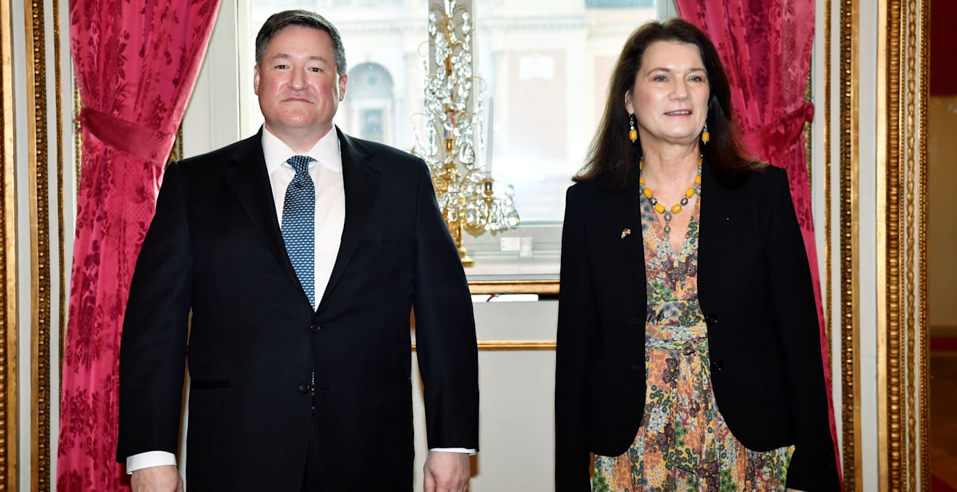 USA:s ambassadör: Putin misslyckas att splittra väst