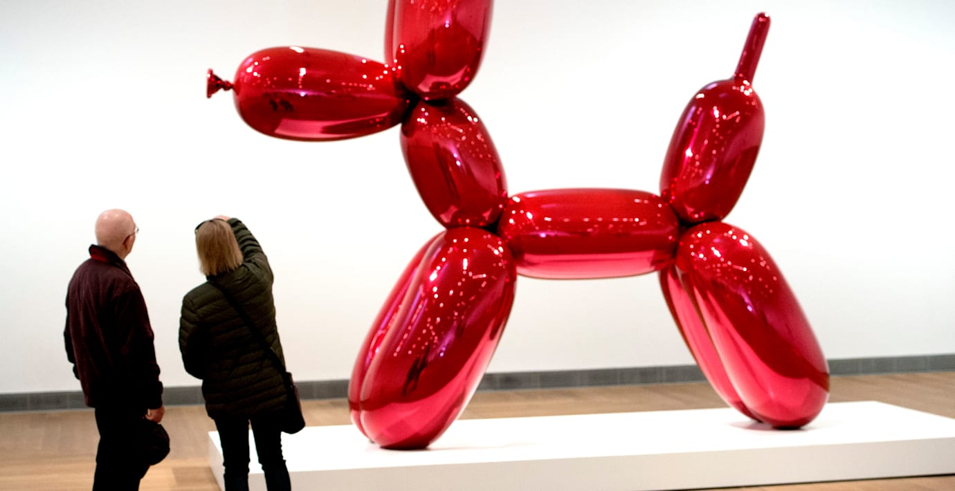 Jeff Koons-skulptur vältes och krossades av misstag