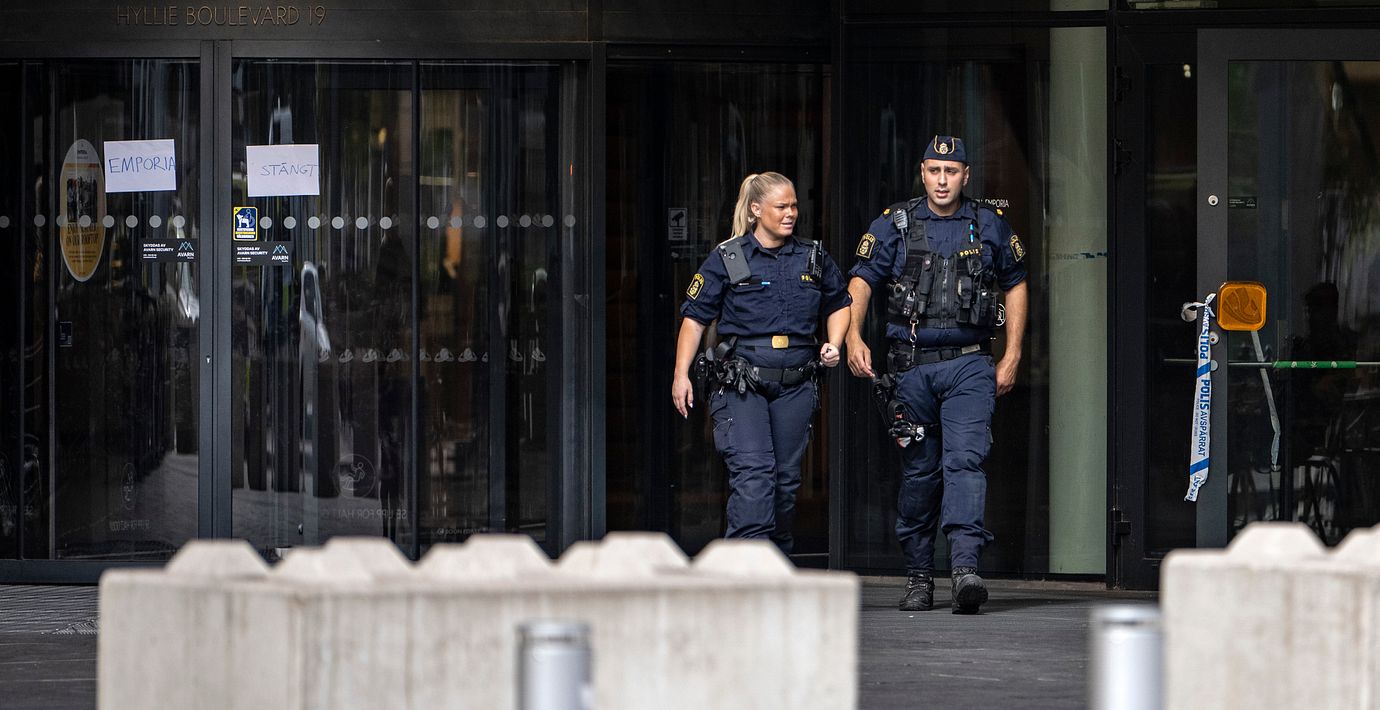 Misstänkta anstiftare häktas misstänkta för mord