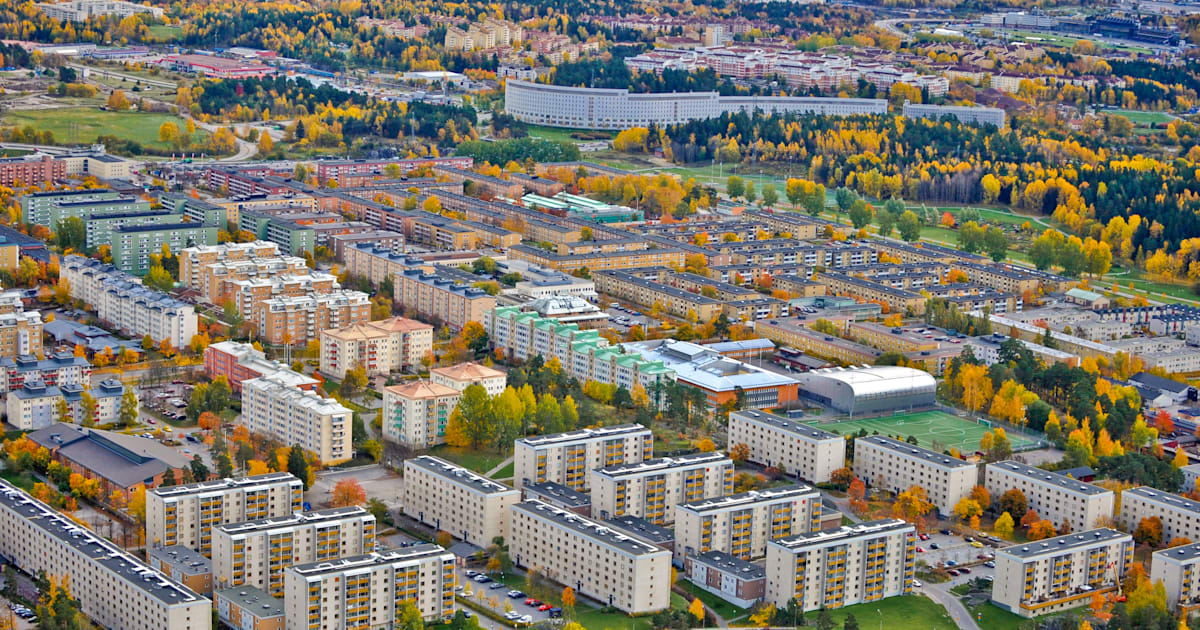 SD i Sundbyberg vill riva bro till Rinkeby