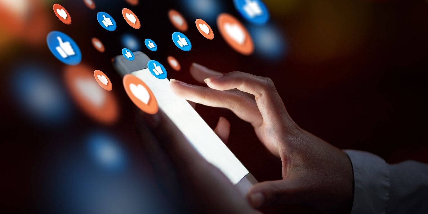 Facebook lanserar AI-assistent för dejting