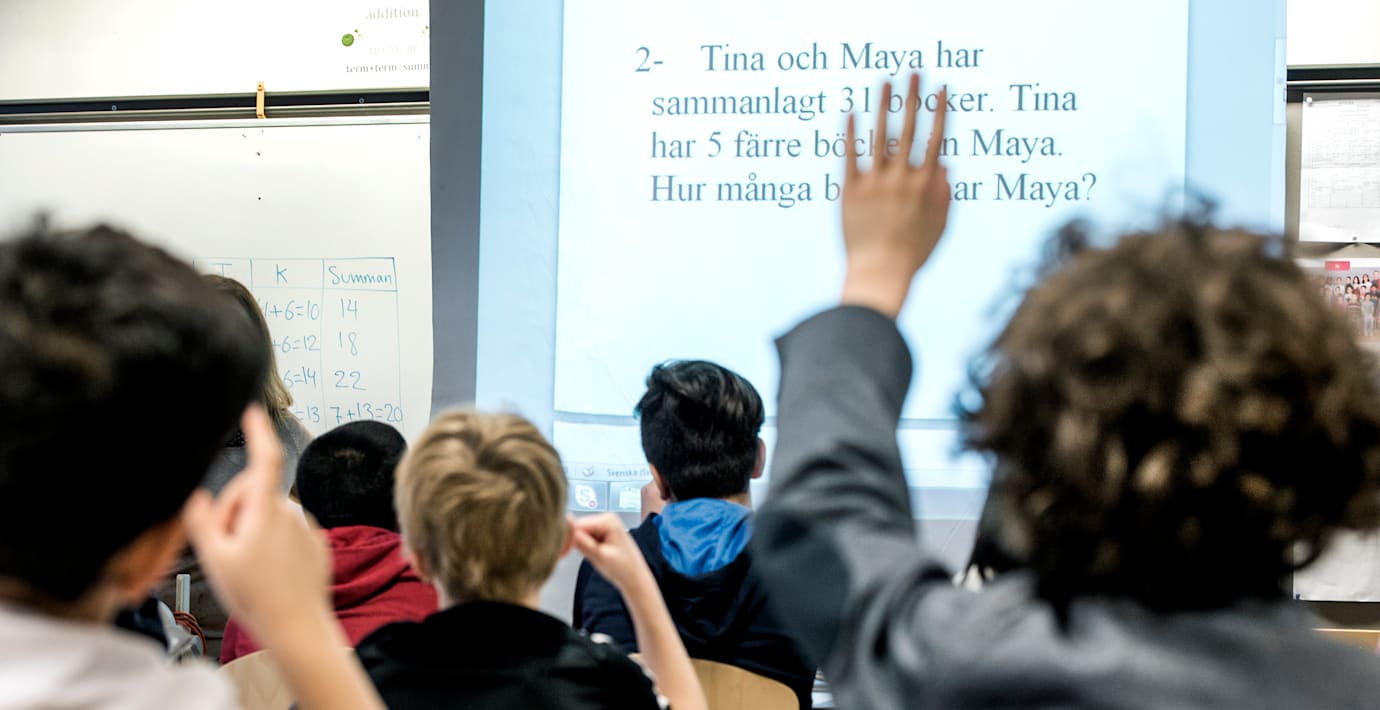 Nedskärningar väntas inom skolan – lärare oroliga