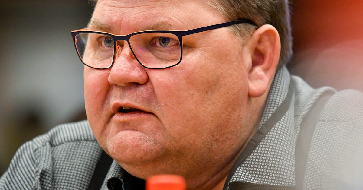 Peter Lundgren ställer in flera debatter: ”Behöver lugn och ro med ...