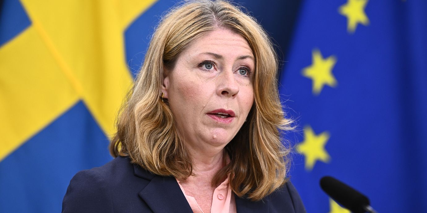 KD vill samarbeta med S om att lägga ned regionerna