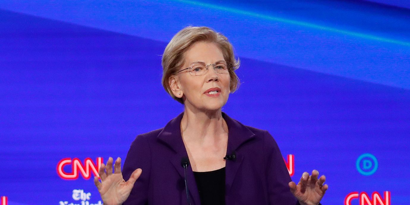 Warren grillades i debatt • Putins invit till Erdogan • Kommuner skär ner
